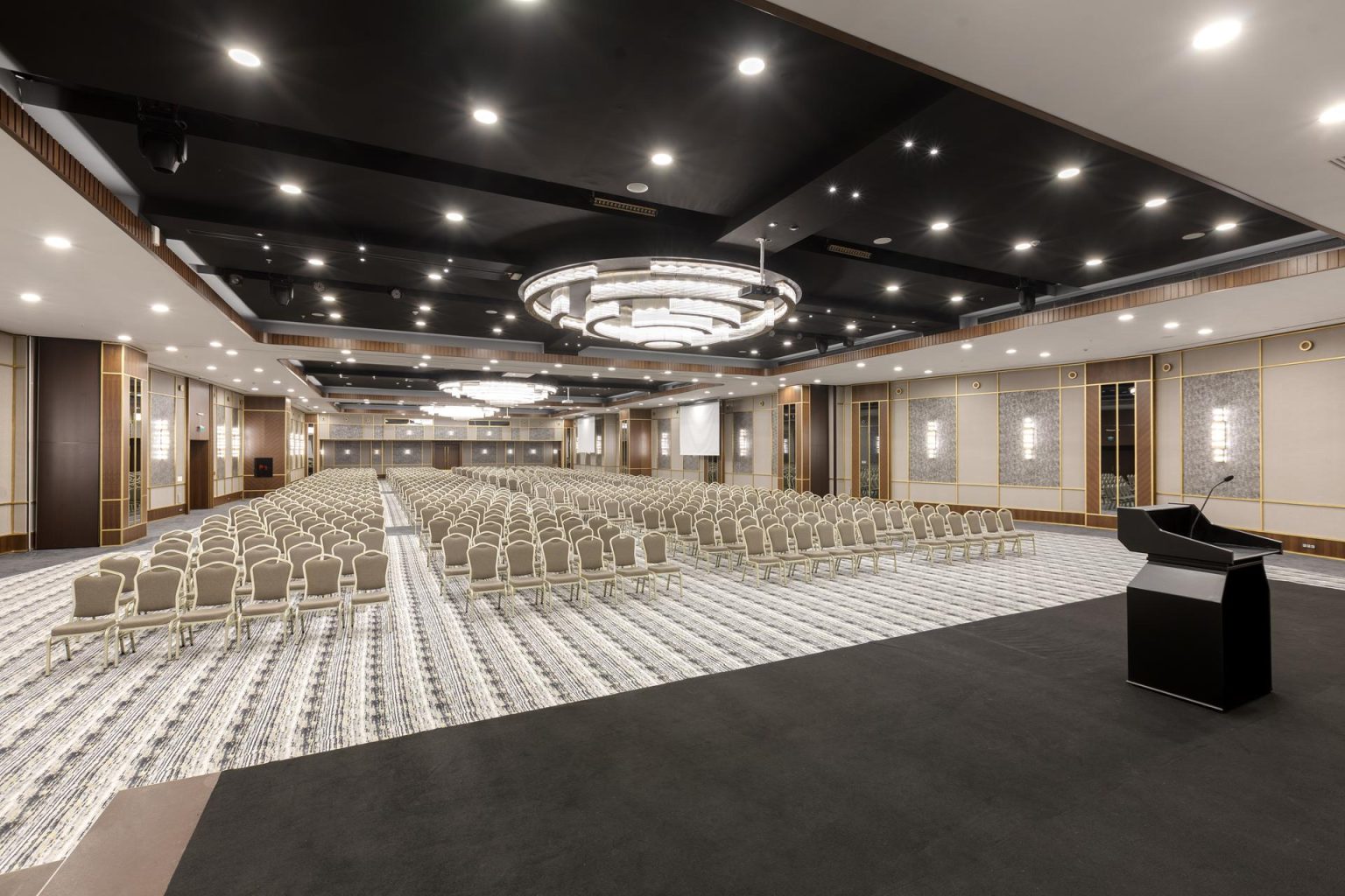 Setting the Stage for Success: Choosing the Best Room Arrangement for ...